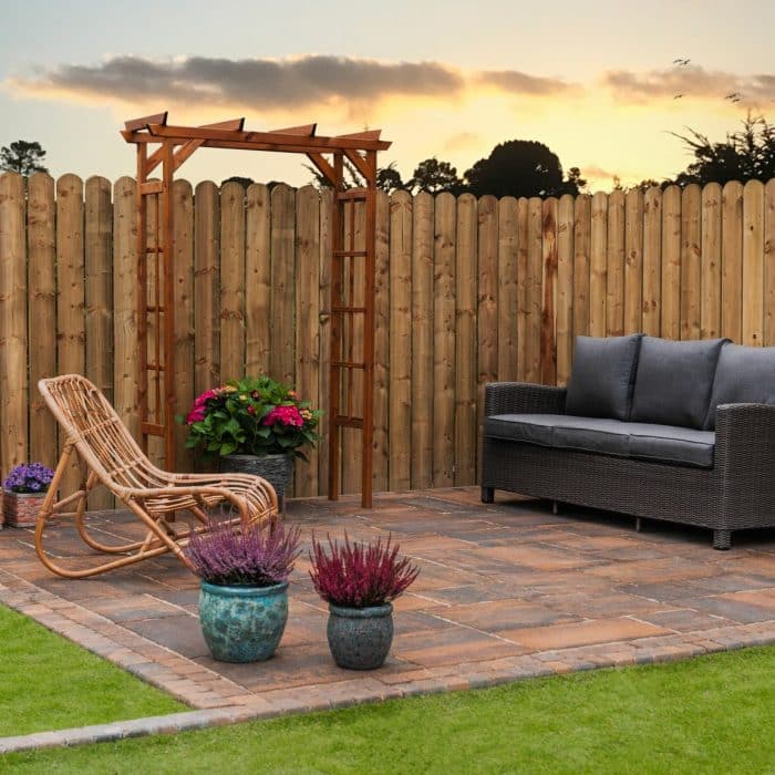 Traditional Stone Effect Paving Slabs for Patio Areas