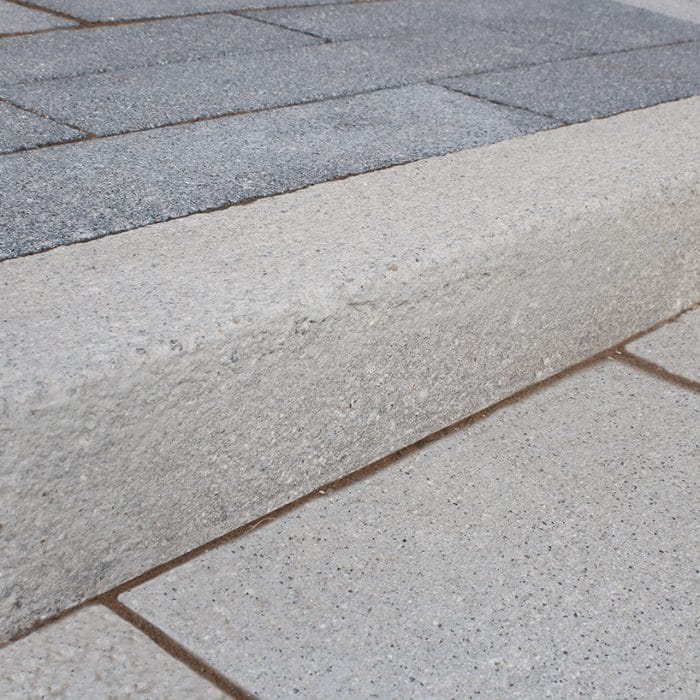 Textured Kerbs for Domestic and Garden Applications