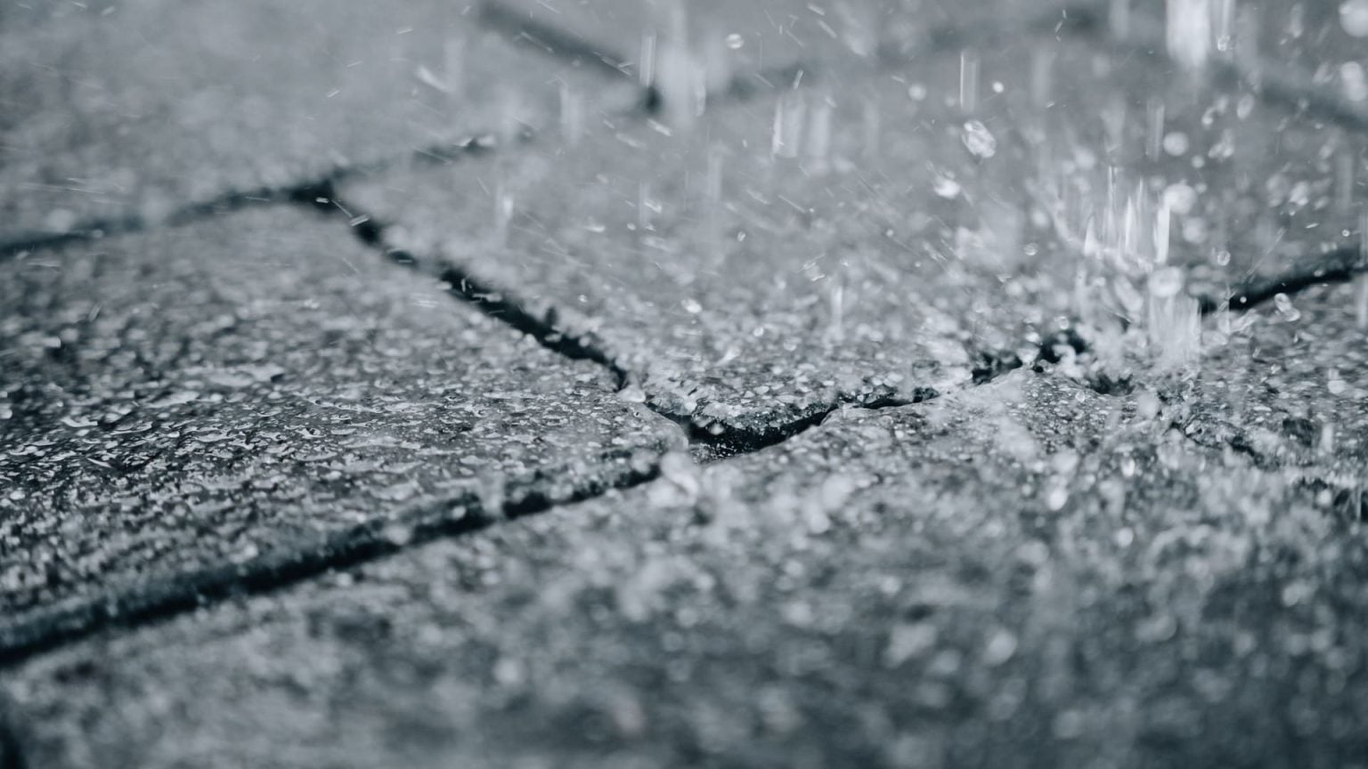 What are the differences between permeable and non-permeable paving ...