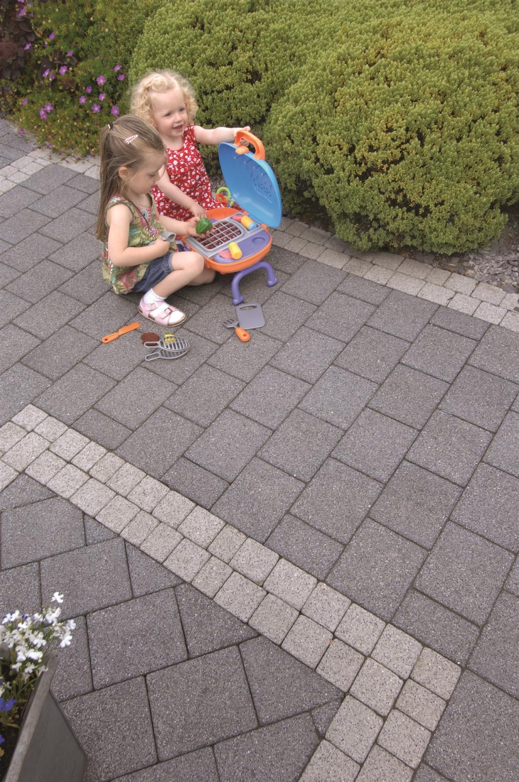Sienna Granite Colour Block Paving by Tobermore