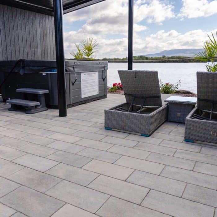 Modern Linear Paving Slabs For Commercial Areas
