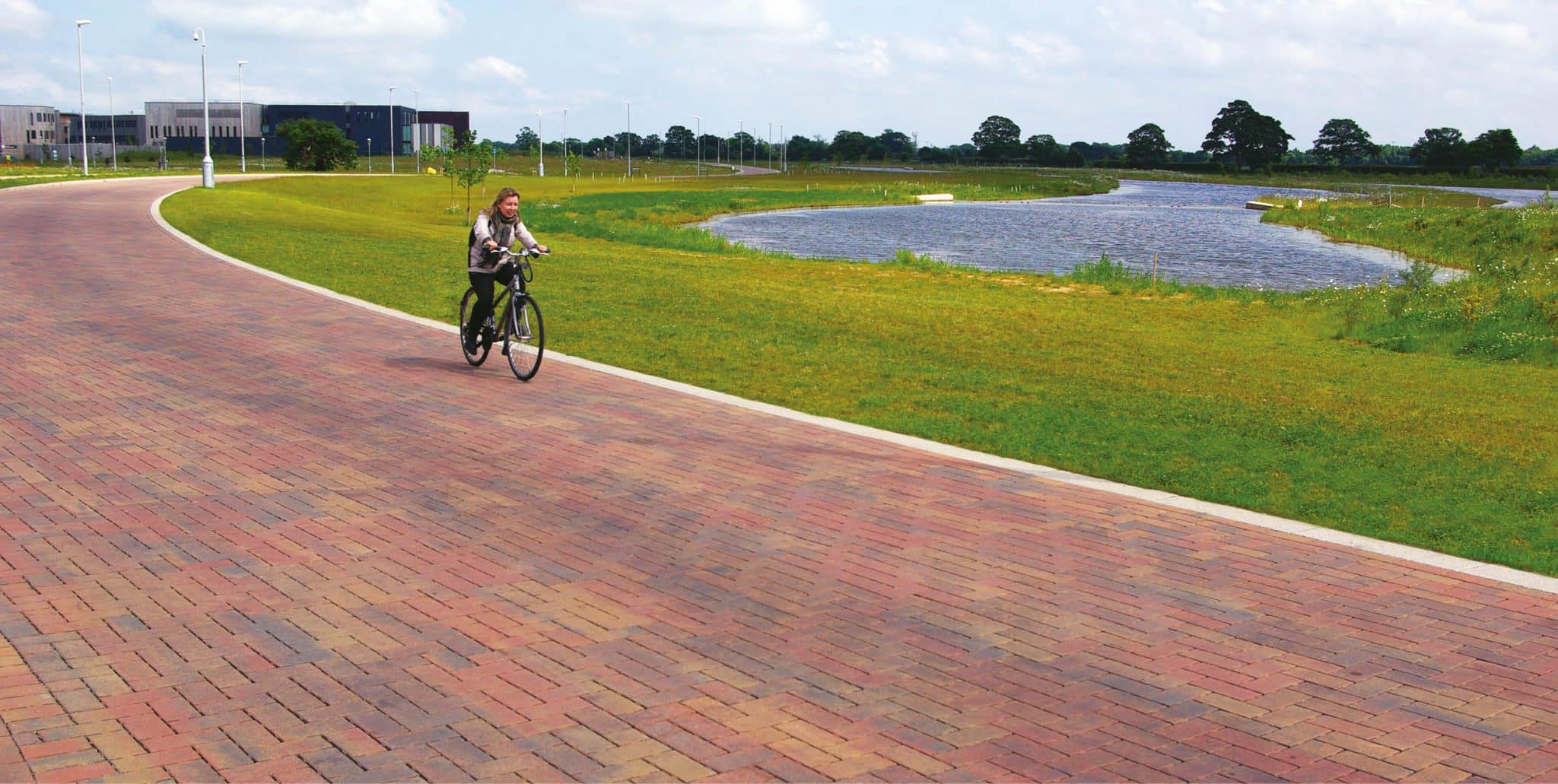 Sustainable Drainage Systems (SuDS) and the role of permeable paving