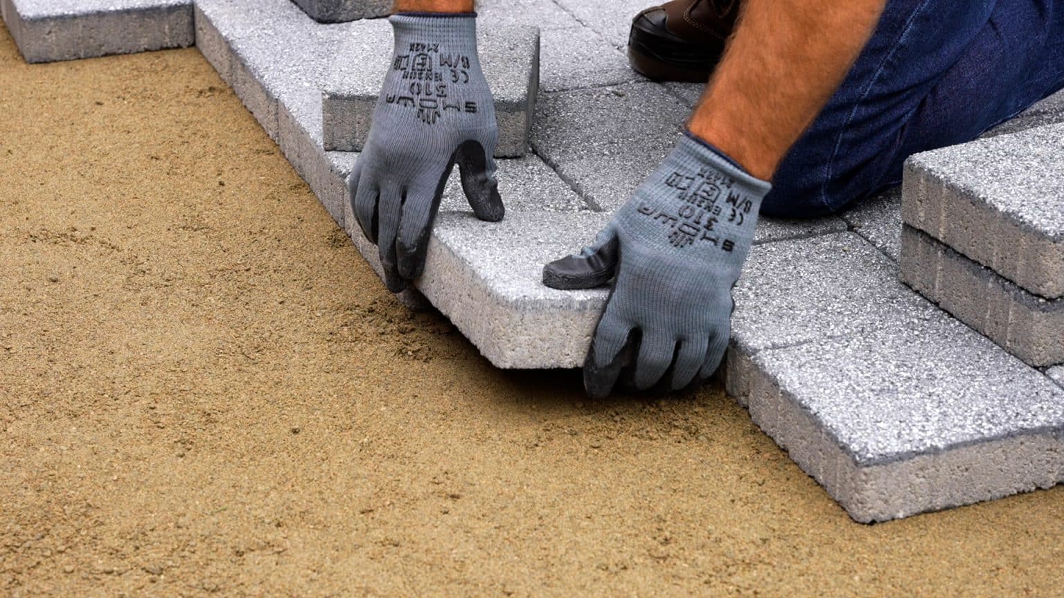 What are the key benefits of bound and unbound paving? | Tobermore ...